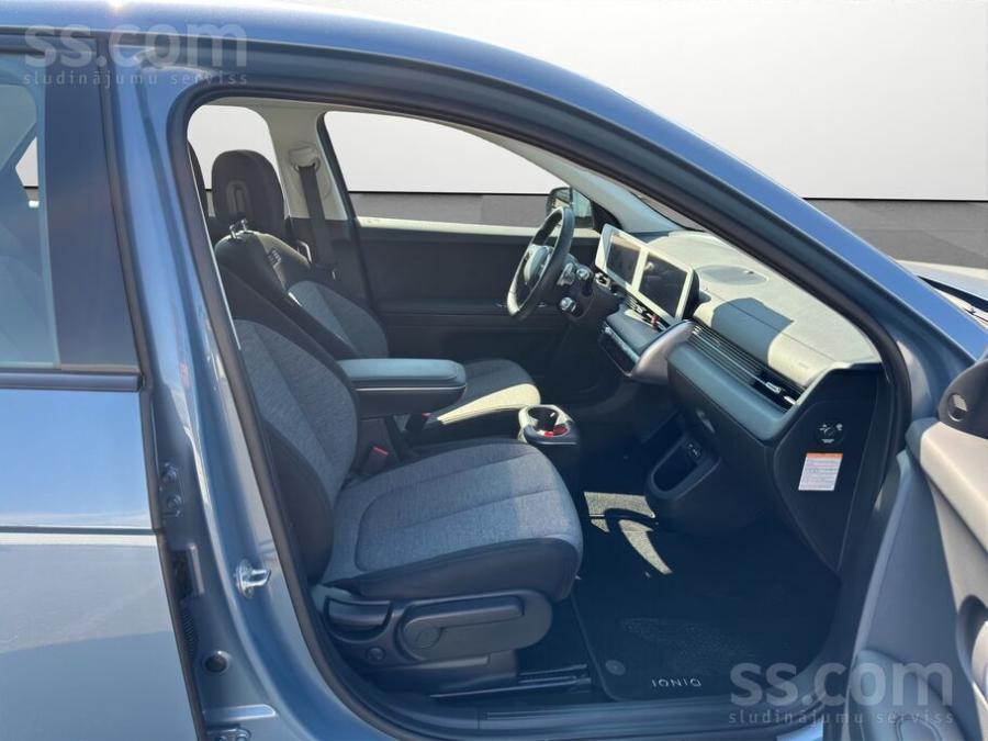 Синий Хендай Ioniq 2023 в Рига, объемом двигателя 1.60 л и пробегом 51 тыс. км за 29990 €, фото 16 на AUTOMOTO.COM.LV
