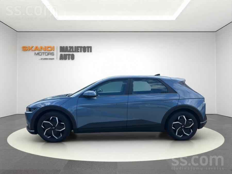 Синий Хендай Ioniq 2023 в Рига, объемом двигателя 0.00 л и пробегом 43 тыс. км за 29990 €, фото 4 на AUTOMOTO.COM.LV
