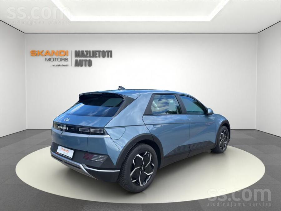 Синий Хендай Ioniq 2023 в Рига, объемом двигателя 0.00 л и пробегом 43 тыс. км за 29990 €, фото 7 на AUTOMOTO.COM.LV