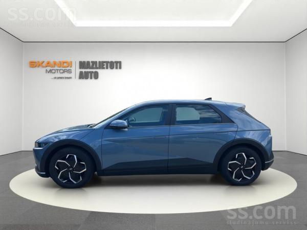 Zils Hyundai Ioniq 2023 Rīga, ar dzinēja tilpumu 0.00 L un nobraukumu 43 tūkst. km par 29990 €, foto 3 vietnē AUTOMOTO.COM.LV