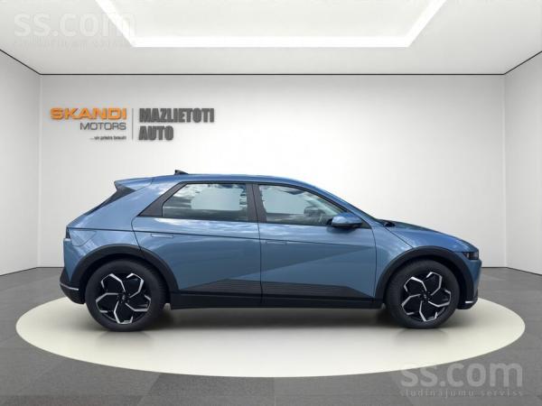 Zils Hyundai Ioniq 2023 Rīga, ar dzinēja tilpumu 0.00 L un nobraukumu 43 tūkst. km par 29990 €, foto 7 vietnē AUTOMOTO.COM.LV