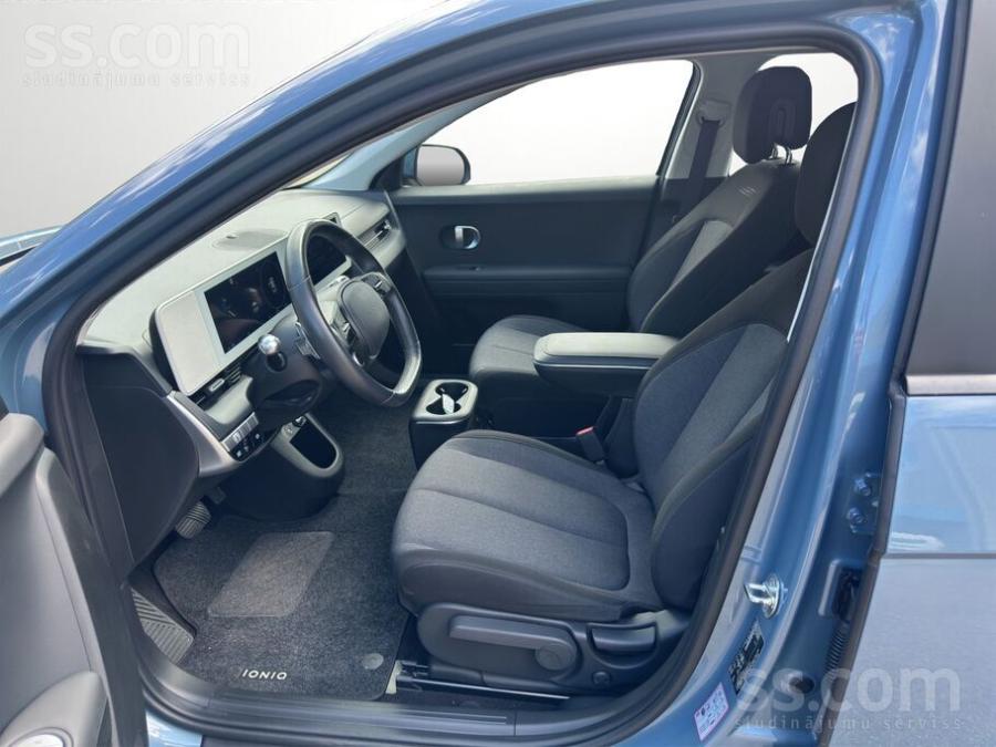 Zils Hyundai Ioniq 2023 Rīga, ar dzinēja tilpumu 0.00 L un nobraukumu 43 tūkst. km par 29990 €, foto 10 vietnē AUTOMOTO.COM.LV
