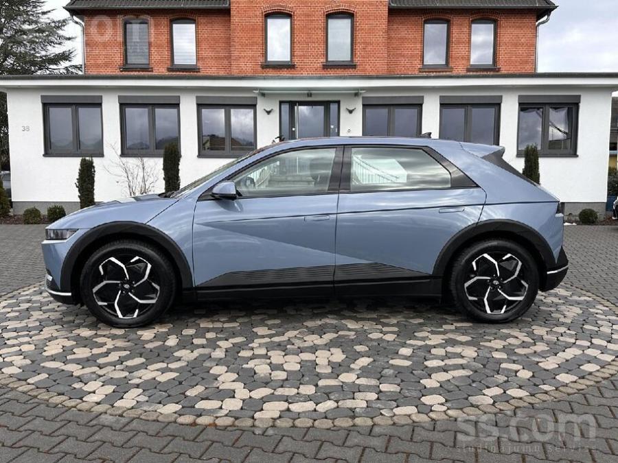 Zils Hyundai Ioniq 2023 Rīga, ar dzinēja tilpumu 1.60 L un nobraukumu 47 tūkst. km par 24950 €, foto 3 vietnē AUTOMOTO.COM.LV