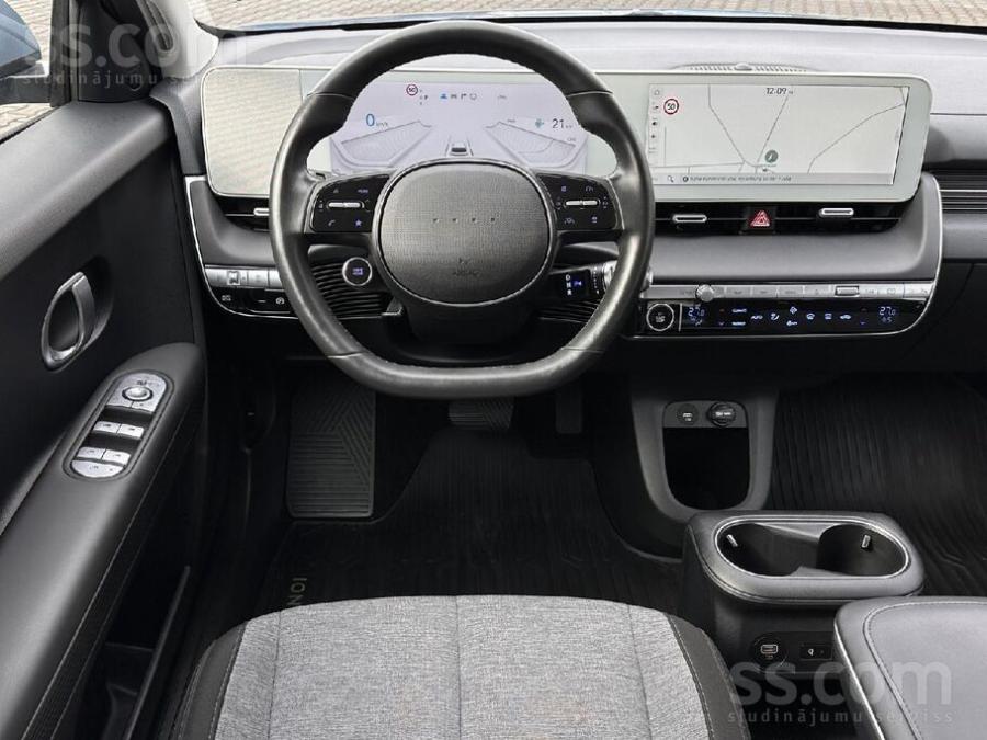 Zils Hyundai Ioniq 2023 Rīga, ar dzinēja tilpumu 1.60 L un nobraukumu 47 tūkst. km par 24950 €, foto 12 vietnē AUTOMOTO.COM.LV
