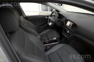 Zils Hyundai Ioniq 2017 Jelgava, ar dzinēja tilpumu 1.00 L un nobraukumu 141 tūkst. km par 10900 €, foto 9 vietnē AUTOMOTO.COM.LV