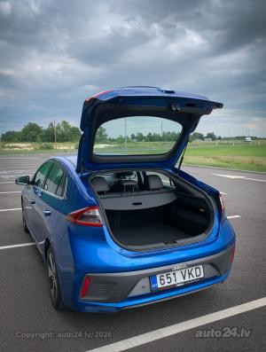 Синий Хендай Ioniq 2018 в Таллин, объемом двигателя 0.00 л и пробегом 223 тыс. км за 11000 €, фото 9 на AUTOMOTO.COM.LV
