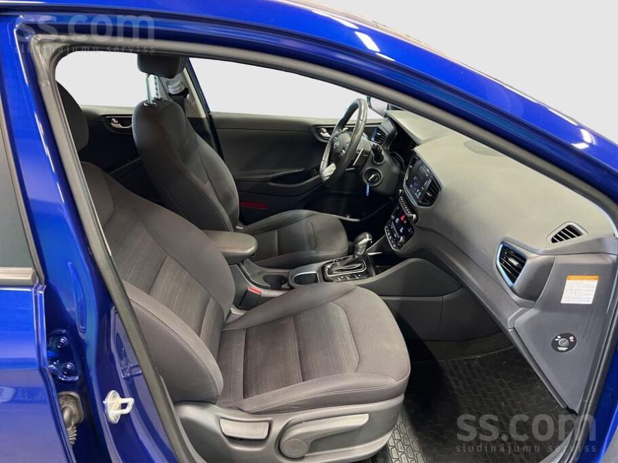 Синий Хендай Ioniq 2018 в Рига, объемом двигателя 1.60 л и пробегом 182 тыс. км за 9490 €, фото 19 на AUTOMOTO.COM.LV