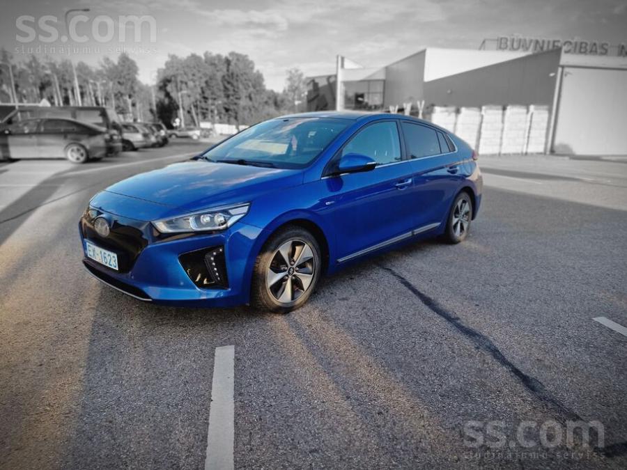 Zils Hyundai Ioniq 2018 Rīga, ar dzinēja tilpumu 0.00 L un nobraukumu 170 tūkst. km par 10200 €, foto 3 vietnē AUTOMOTO.COM.LV