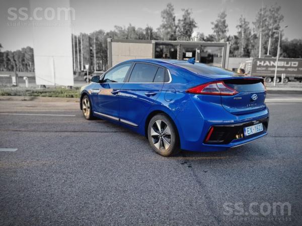 Синий Хендай Ioniq 2018 в Рига, объемом двигателя 0.00 л и пробегом 170 тыс. км за 10200 €, фото 5 на AUTOMOTO.COM.LV