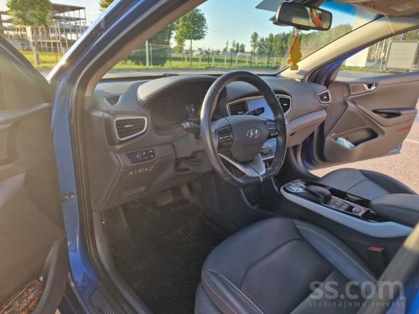 Синий Хендай Ioniq 2018 в Рига, объемом двигателя 0.00 л и пробегом 170 тыс. км за 10200 €, фото 6 на AUTOMOTO.COM.LV