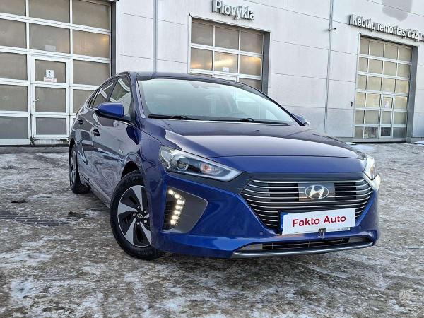 Blue Hyundai Ioniq 2019 in Vilnius, with an engine capacity of 1.58 L and mileage of 73 thousand km for 15000 €, photo 6 on AUTOMOTO.COM.LV