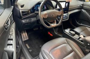 Zils Hyundai Ioniq 2019 Rīga, ar dzinēja tilpumu 0.00 L un nobraukumu 71 tūkst. km par 12900 €, foto 5 vietnē AUTOMOTO.COM.LV