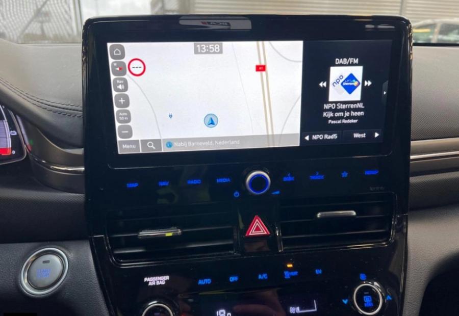 Zils Hyundai Ioniq 2019 Rīga, ar dzinēja tilpumu 0.00 L un nobraukumu 71 tūkst. km par 12900 €, foto 7 vietnē AUTOMOTO.COM.LV