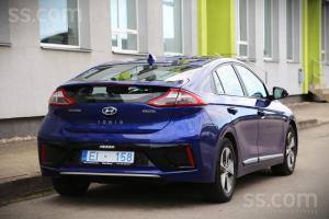 Blue Hyundai Ioniq 2019 in Riga, with an engine capacity of 0.00 L and mileage of 242 thousand km for 7995 €, photo 7 on AUTOMOTO.COM.LV