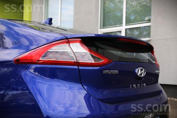 Blue Hyundai Ioniq 2019 in Riga, with an engine capacity of 0.00 L and mileage of 242 thousand km for 7995 €, photo 8 on AUTOMOTO.COM.LV