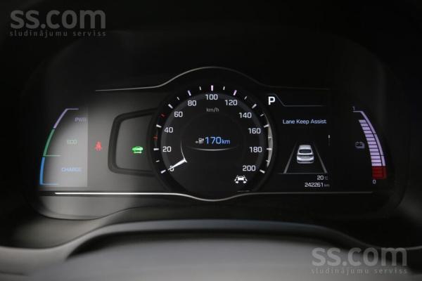 Blue Hyundai Ioniq 2019 in Riga, with an engine capacity of 0.00 L and mileage of 242 thousand km for 7995 €, photo 11 on AUTOMOTO.COM.LV