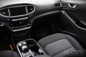 Blue Hyundai Ioniq 2019 in Riga, with an engine capacity of 0.00 L and mileage of 242 thousand km for 7995 €, photo 13 on AUTOMOTO.COM.LV