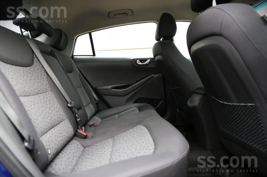 Blue Hyundai Ioniq 2019 in Riga, with an engine capacity of 0.00 L and mileage of 242 thousand km for 7995 €, photo 19 on AUTOMOTO.COM.LV