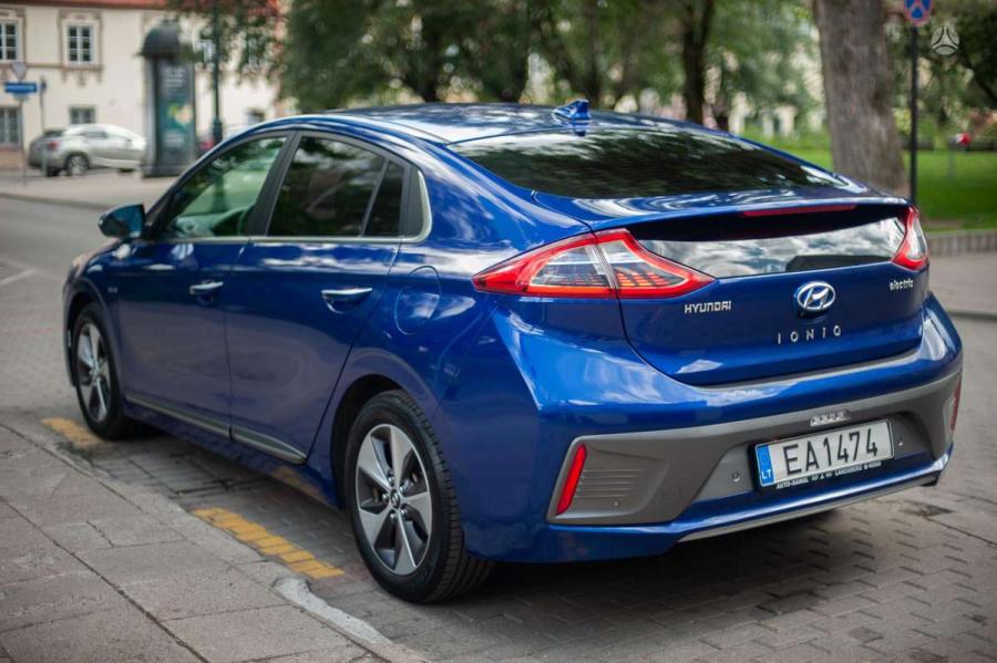 Zils Hyundai Ioniq 2019 Viļņa, ar dzinēja tilpumu 0.00 L un nobraukumu 120 tūkst. km par 12500 €, foto 7 vietnē AUTOMOTO.COM.LV