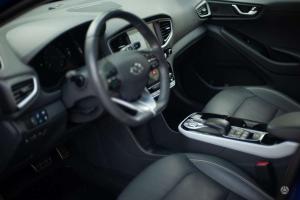 Zils Hyundai Ioniq 2019 Viļņa, ar dzinēja tilpumu 0.00 L un nobraukumu 120 tūkst. km par 12500 €, foto 19 vietnē AUTOMOTO.COM.LV