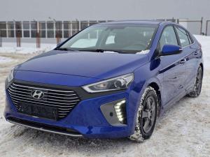 Blue Hyundai Ioniq 2018 in Rokiskis, with an engine capacity of 1.58 L and mileage of 160 thousand km for 7850 €, photo 5 on AUTOMOTO.COM.LV