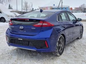 Blue Hyundai Ioniq 2018 in Rokiskis, with an engine capacity of 1.58 L and mileage of 160 thousand km for 7850 €, photo 7 on AUTOMOTO.COM.LV