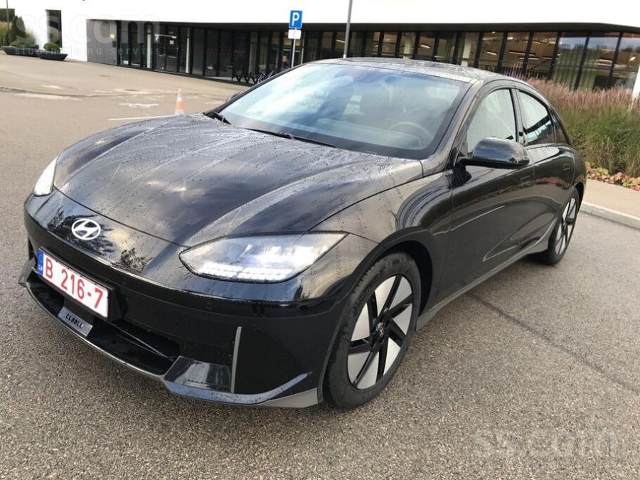 Blue Hyundai Ioniq 2023 in Riga, with an engine capacity of 0.00 L and mileage of 57 thousand km for 28750 €, photo 3 on AUTOMOTO.COM.LV