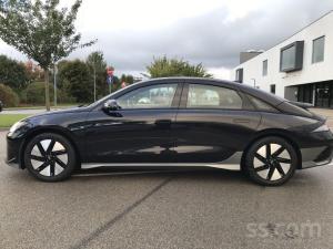Blue Hyundai Ioniq 2023 in Riga, with an engine capacity of 0.00 L and mileage of 57 thousand km for 28750 €, photo 4 on AUTOMOTO.COM.LV