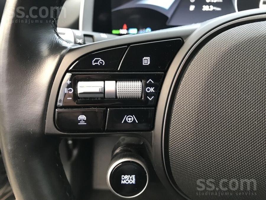 Blue Hyundai Ioniq 2023 in Riga, with an engine capacity of 0.00 L and mileage of 57 thousand km for 28750 €, photo 11 on AUTOMOTO.COM.LV