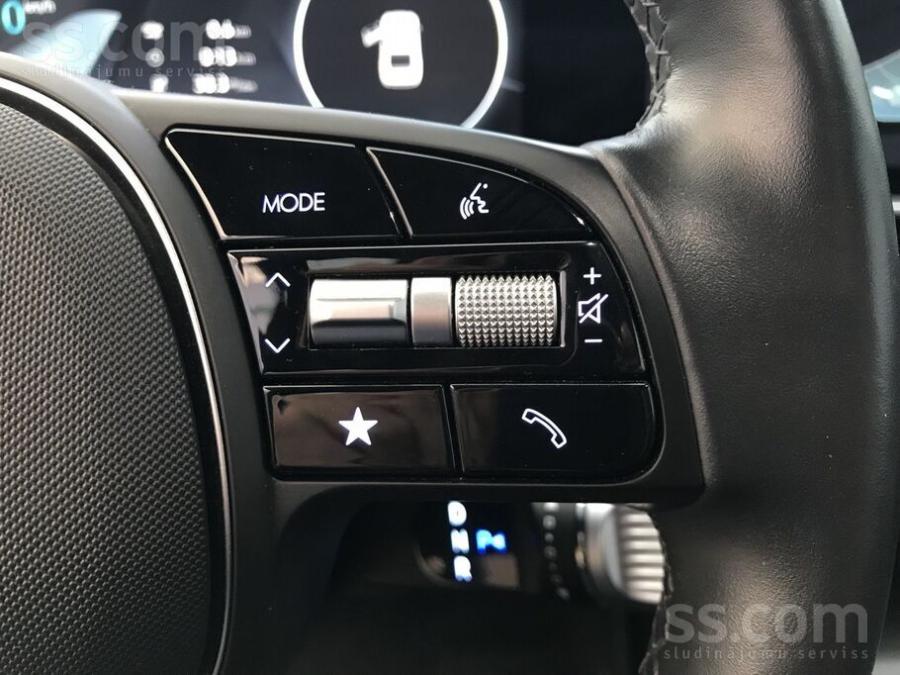 Blue Hyundai Ioniq 2023 in Riga, with an engine capacity of 0.00 L and mileage of 57 thousand km for 28750 €, photo 12 on AUTOMOTO.COM.LV