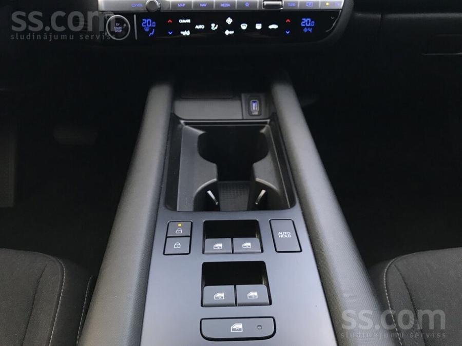 Blue Hyundai Ioniq 2023 in Riga, with an engine capacity of 0.00 L and mileage of 57 thousand km for 28750 €, photo 15 on AUTOMOTO.COM.LV