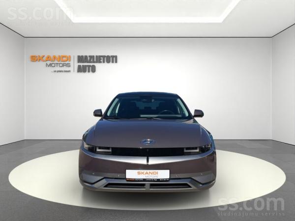 Коричневый Хендай Ioniq 2022 в Рига, объемом двигателя 0.00 л и пробегом 136 тыс. км за 27990 €, фото 2 на AUTOMOTO.COM.LV