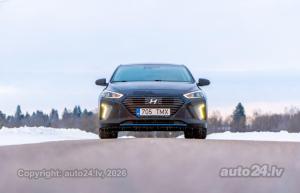 Brown Hyundai Ioniq 2017 in Saue, with an engine capacity of 1.60 L and mileage of 161 thousand km for 9700 €, photo 3 on AUTOMOTO.COM.LV