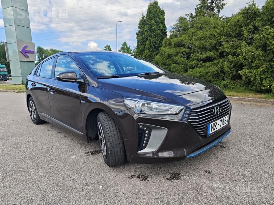 Brūns Hyundai Ioniq 2017 Rīga, ar dzinēja tilpumu 1.60 L un nobraukumu 158 tūkst. km par 10350 €, foto 6 vietnē AUTOMOTO.COM.LV