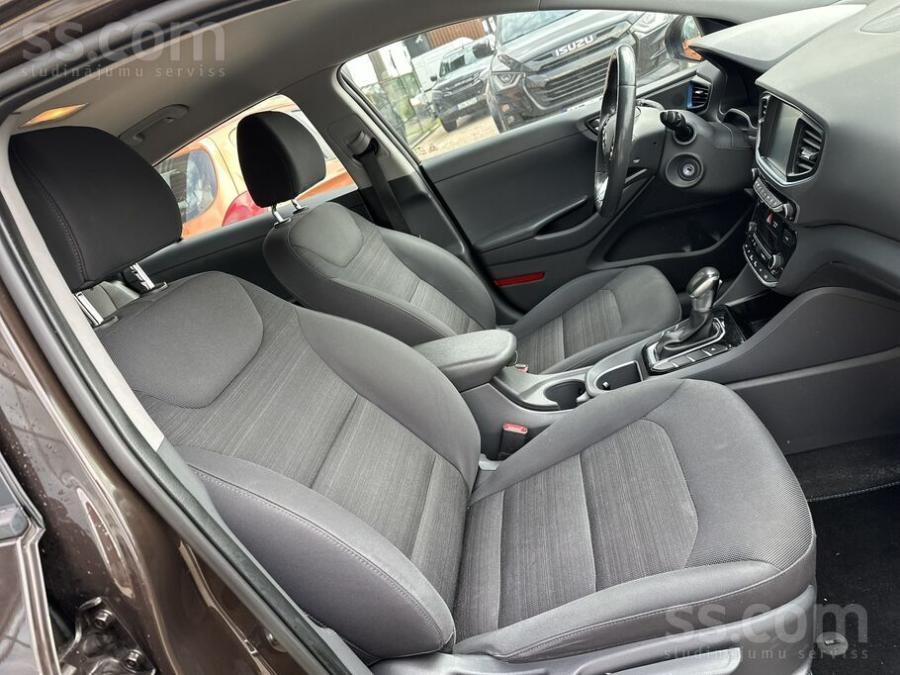Коричневый Хендай Ioniq 2017 в Рига, объемом двигателя 1.60 л и пробегом 158 тыс. км за 9500 €, фото 9 на AUTOMOTO.COM.LV