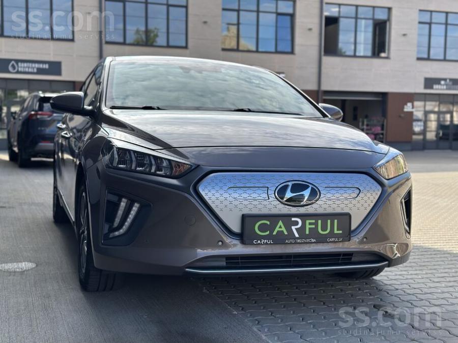 Коричневый Хендай Ioniq 2020 в Рига, объемом двигателя 0.00 л и пробегом 55 тыс. км за 18350 €, фото 4 на AUTOMOTO.COM.LV