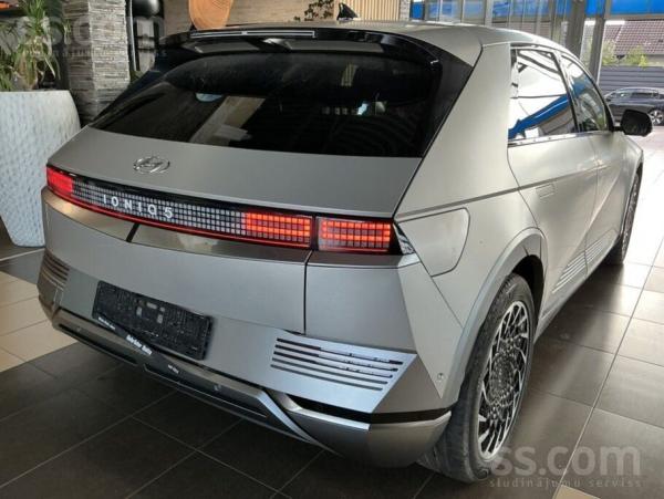 Hyundai Ioniq 2021 in Riga, with an engine capacity of 0.00 L and mileage of 88 thousand km for 24880 €, photo 4 on AUTOMOTO.COM.LV