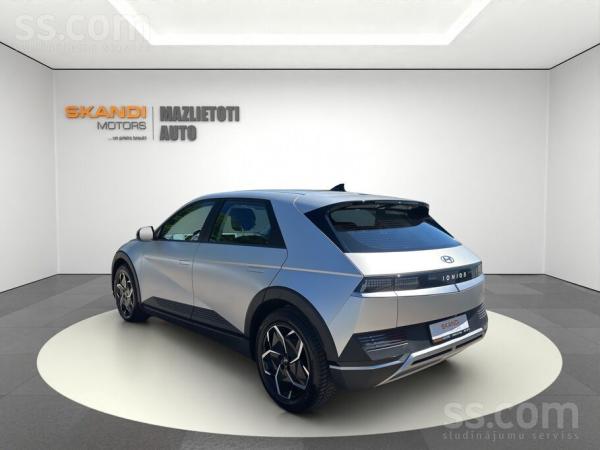 Hyundai Ioniq 2021 in Riga, with an engine capacity of 0.00 L and mileage of 60 thousand km for 24790 €, photo 4 on AUTOMOTO.COM.LV
