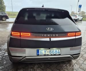 Green Hyundai Ioniq 2021 in Riga, with an engine capacity of 0.00 L and mileage of 64 thousand km for 26490 €, photo 5 on AUTOMOTO.COM.LV