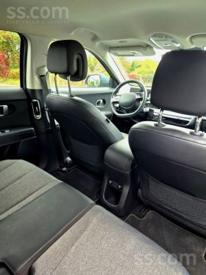 Green Hyundai Ioniq 2021 in Riga, with an engine capacity of 0.00 L and mileage of 64 thousand km for 26490 €, photo 8 on AUTOMOTO.COM.LV