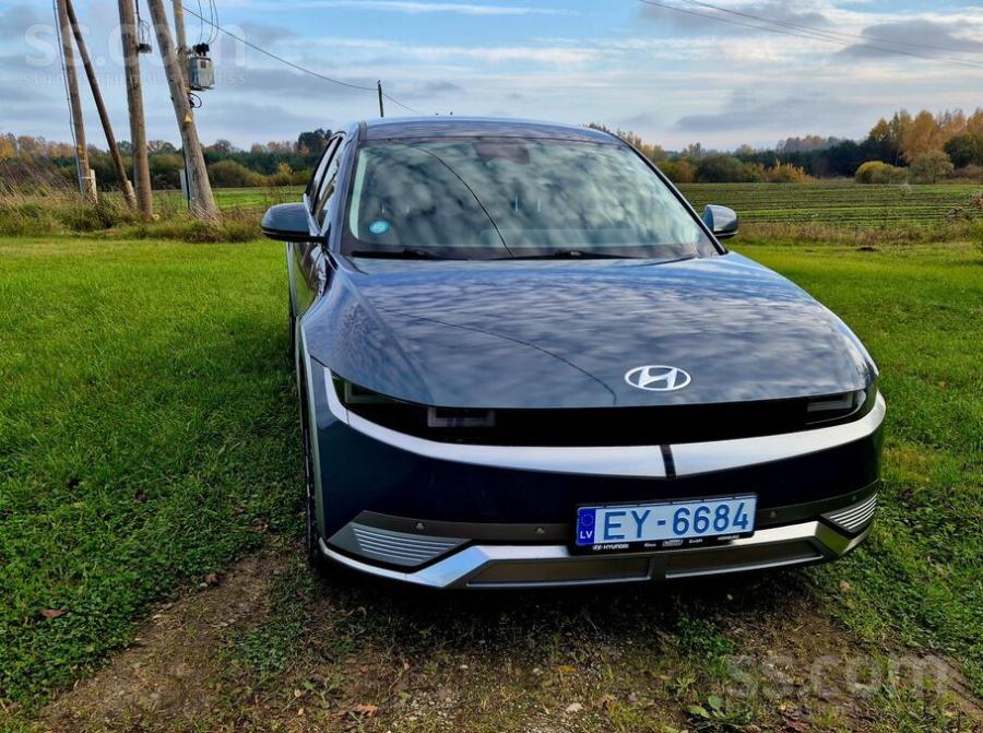 Green Hyundai Ioniq 2021 in Riga, with an engine capacity of 0.00 L and mileage of 64 thousand km for 26490 €, photo 12 on AUTOMOTO.COM.LV