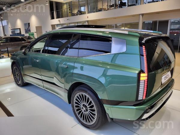 Green Hyundai Ioniq 2026 in Riga, with an engine capacity of 0.00 L and mileage of 16 thousand km for 89999 €, photo 5 on AUTOMOTO.COM.LV