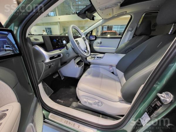 Green Hyundai Ioniq 2026 in Riga, with an engine capacity of 0.00 L and mileage of 16 thousand km for 89999 €, photo 6 on AUTOMOTO.COM.LV