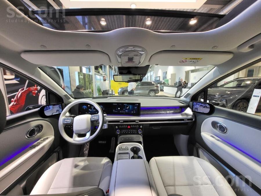 Green Hyundai Ioniq 2026 in Riga, with an engine capacity of 0.00 L and mileage of 16 thousand km for 89999 €, photo 8 on AUTOMOTO.COM.LV