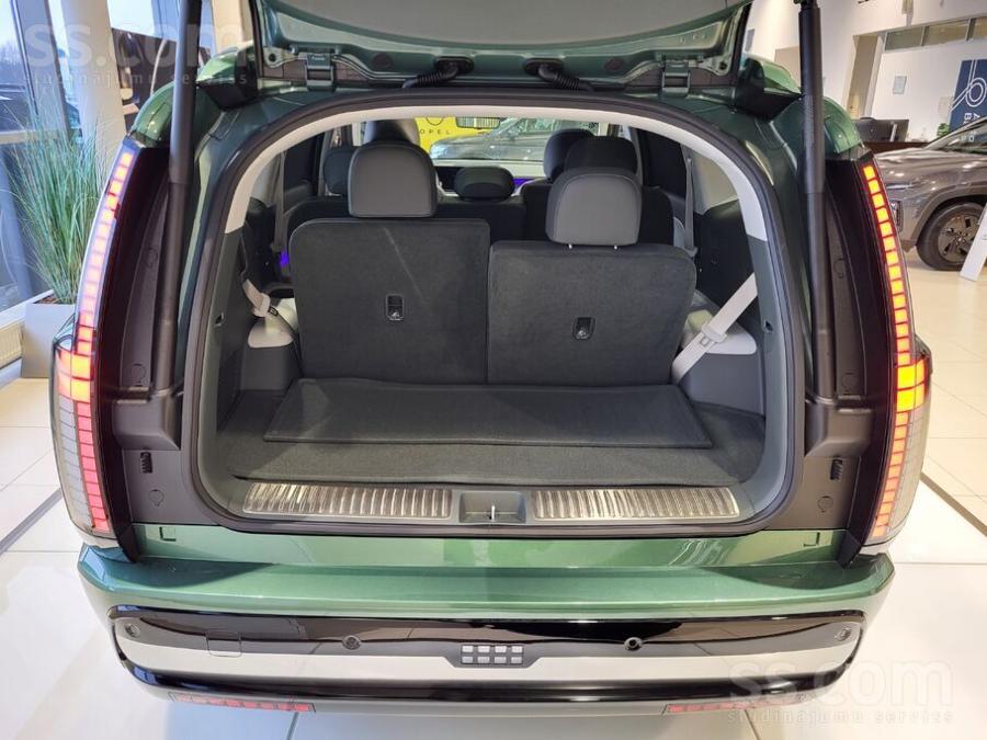 Green Hyundai Ioniq 2026 in Riga, with an engine capacity of 0.00 L and mileage of 16 thousand km for 89999 €, photo 18 on AUTOMOTO.COM.LV