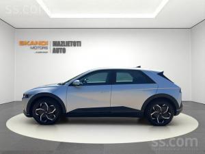 Grey Hyundai Ioniq 2021 in Riga, with an engine capacity of 0.00 L and mileage of 60 thousand km for 25490 €, photo 4 on AUTOMOTO.COM.LV