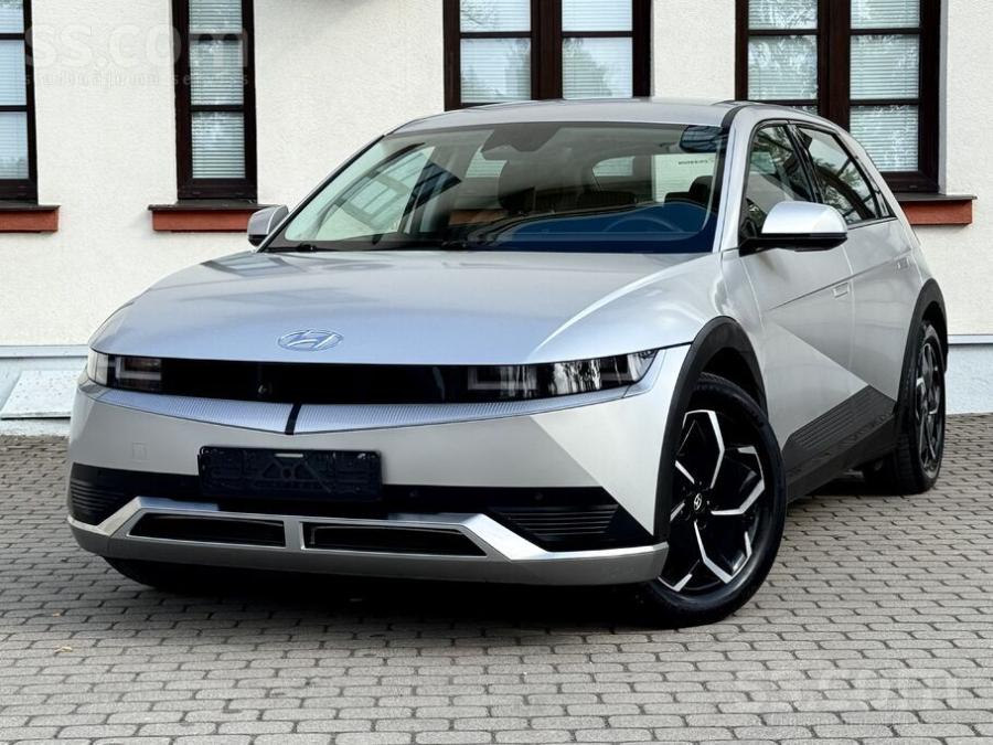 Grey Hyundai Ioniq 2021 in Jelgava, with an engine capacity of 1.60 L and mileage of 69 thousand km for 25800 €, photo 1 on AUTOMOTO.COM.LV