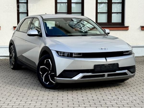 Grey Hyundai Ioniq 2021 in Jelgava, with an engine capacity of 1.60 L and mileage of 69 thousand km for 25800 €, photo 2 on AUTOMOTO.COM.LV