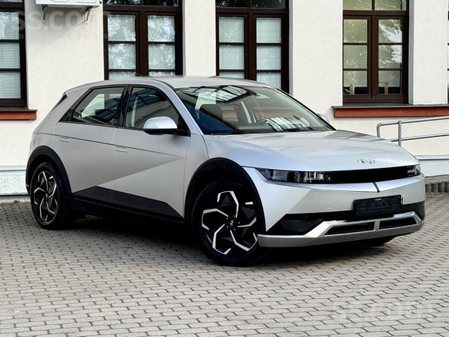 Grey Hyundai Ioniq 2021 in Jelgava, with an engine capacity of 1.60 L and mileage of 69 thousand km for 25800 €, photo 11 on AUTOMOTO.COM.LV