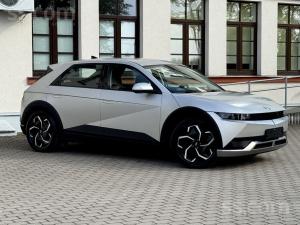 Grey Hyundai Ioniq 2021 in Jelgava, with an engine capacity of 1.60 L and mileage of 69 thousand km for 25800 €, photo 15 on AUTOMOTO.COM.LV